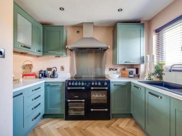 4 bedroom detached house for sale in Peach Field, Great Boughton, CH3