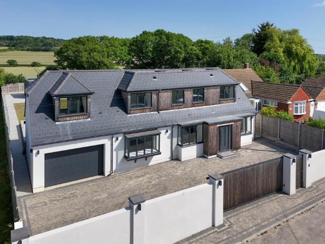 4 bedroom detached house for sale in Pean Court Road, Whitstable, CT5