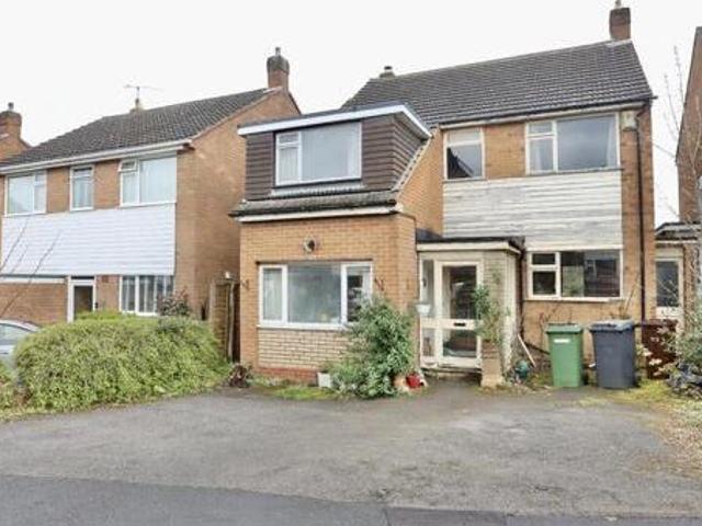 4 Bedroom Detached House For Sale In Penn, Wolverhampton