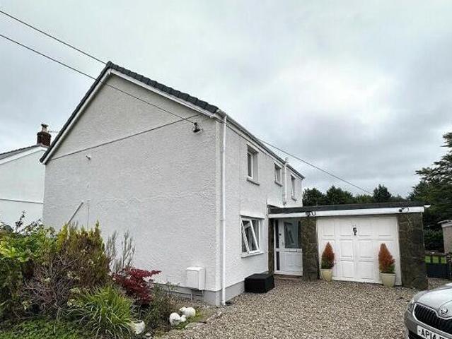 4 Bedroom Detached House For Sale In Penrhos, Ystradgynlais