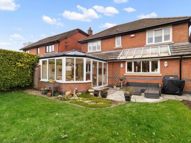 4 bedroom detached house for sale in Pepper Street, Appleton Thorn, WA4
