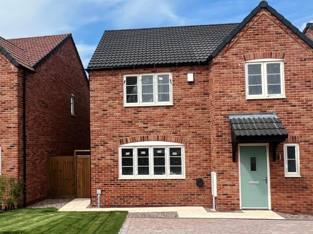 4 bedroom detached house for sale in Perkins Lane, Calverton, Nottingham, NG14 6FA, NG14