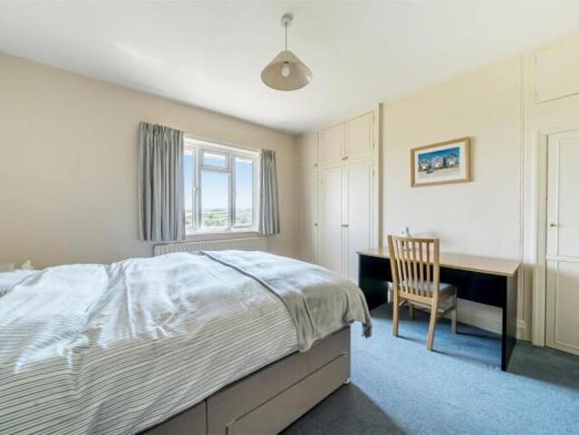 4 bedroom detached house for sale in Perridge Close, Exeter, EX2
