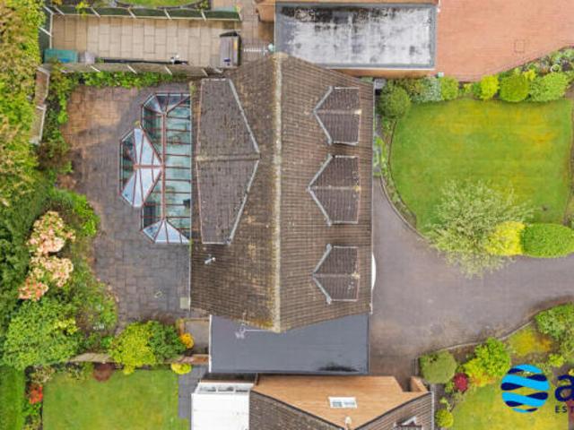 4 bedroom detached house for sale in Pheasant Field, Hale Village, L24