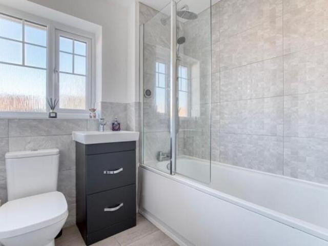 4 bedroom detached house for sale in Phoenix Way, Costessey, NR5