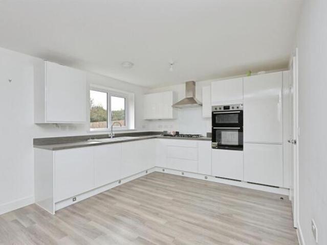 4 bedroom detached house for sale in Phoenix Way, Norwich, NR5