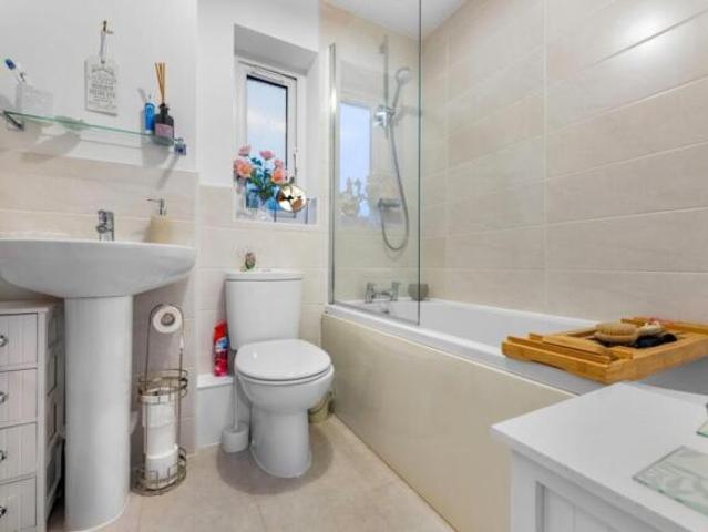 4 bedroom detached house for sale in Picca Close, Cardiff, CF5