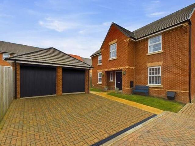 4 Bedroom Detached House For Sale In Pickering