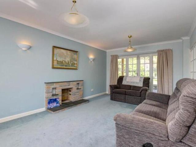 4 bedroom detached house for sale in Picton Way, Caversham, RG4