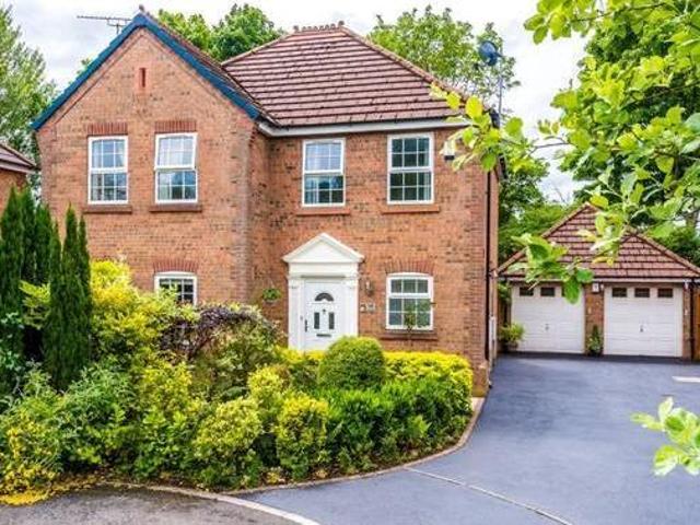 4 bedroom detached house for sale in Pikes Bridge Fold Eccleston St Helens WA10 WA10