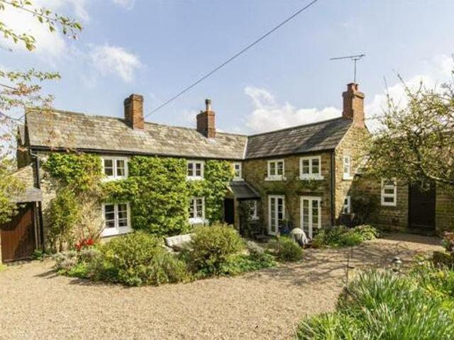 4 Bedroom Detached House For Sale In Pilsley