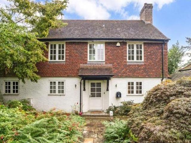 4 Bedroom Detached House For Sale In Pinner, Middlesex