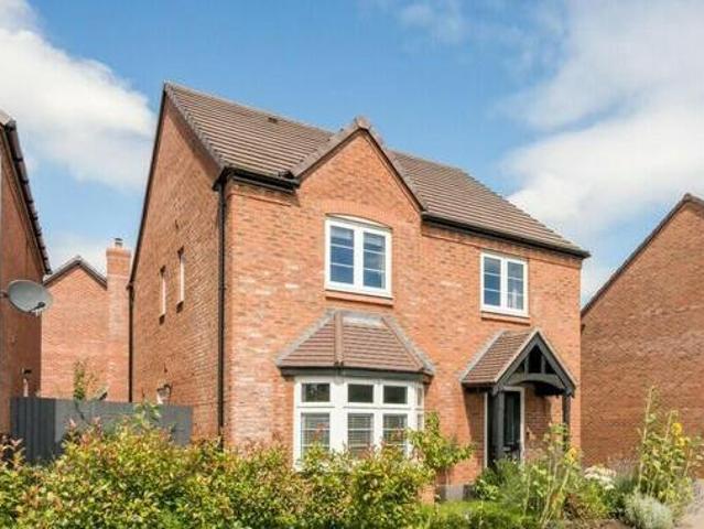 4 Bedroom Detached House For Sale In Pinvin