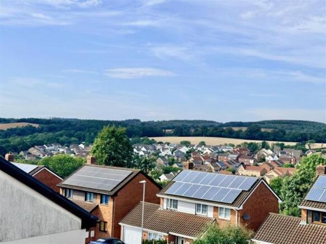 4 bedroom detached house for sale in Plympton, Plymouth, PL7
