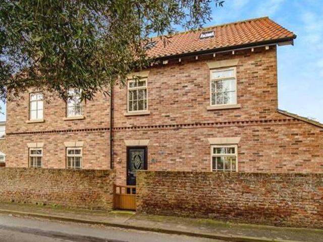 4 Bedroom Detached House For Sale In Preston