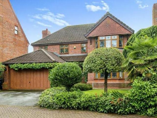 4 Bedroom Detached House For Sale In Preston