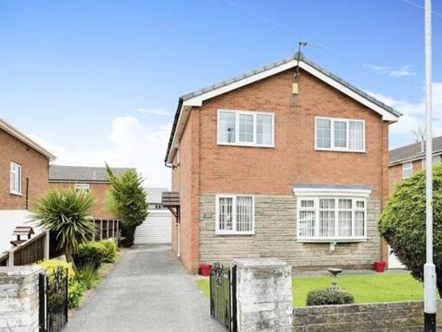 4 Bedroom Detached House For Sale In Preston