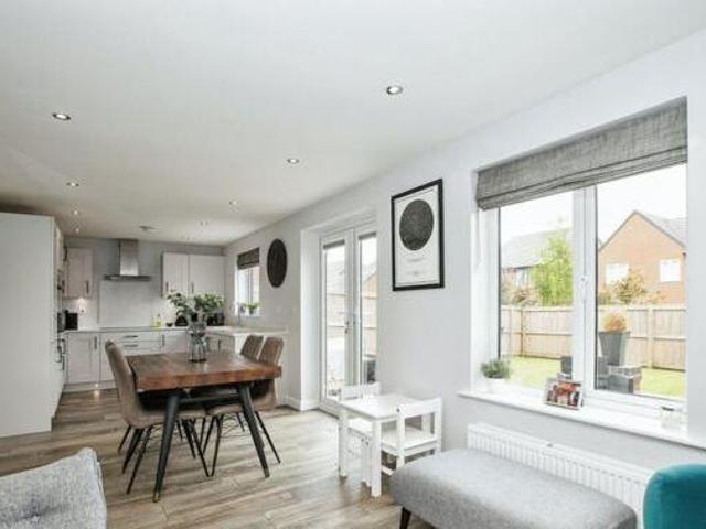 4 Bedroom Detached House For Sale In Preston