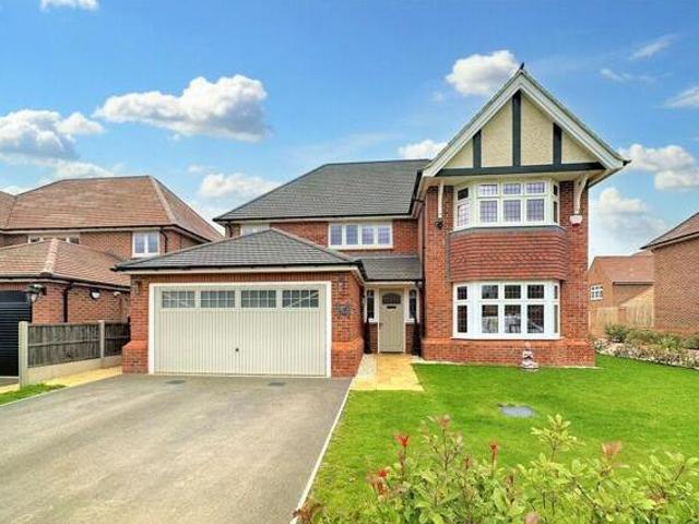 4 Bedroom Detached House For Sale In Priorslee, Telford