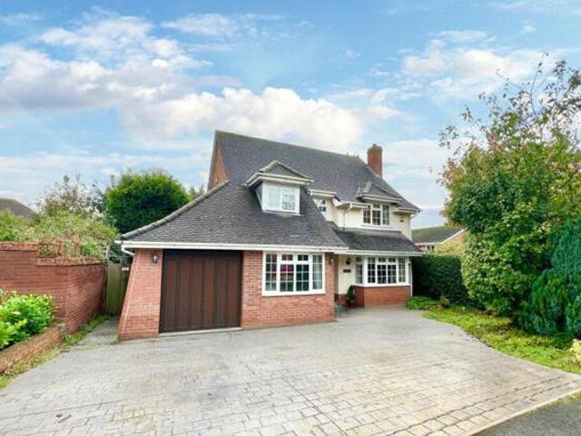 4 Bedroom Detached House For Sale In Priorslee, Telford