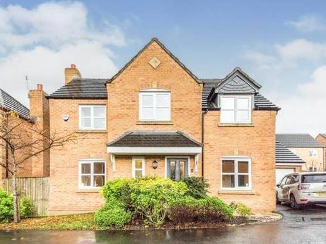 4 bedroom detached house for sale in Princess Fold Manchester M34 M34