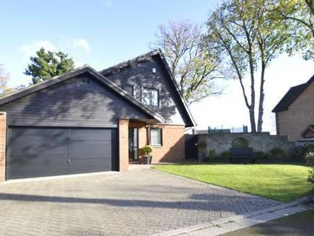 4 bedroom detached house for sale in Prospect Close Winterbourne BRISTOL BS36 BS36
