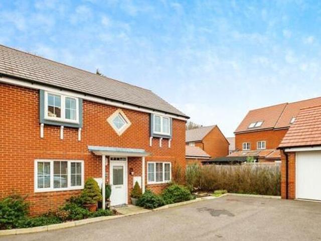 4 Bedroom Detached House For Sale In Pulborough, West Sussex