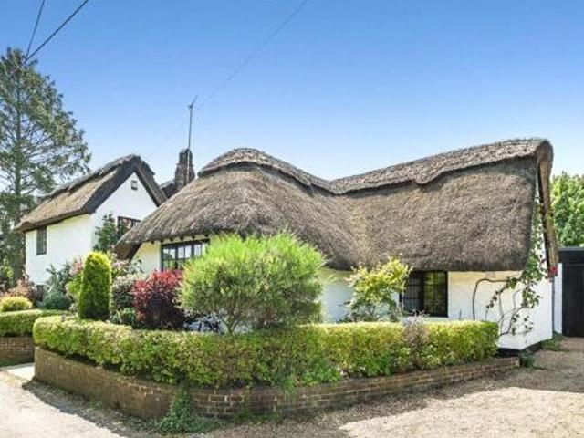4 Bedroom Detached House For Sale In Pulborough, West Sussex