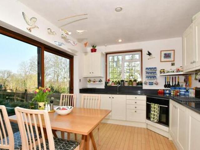 4 Bedroom Detached House For Sale In Purley