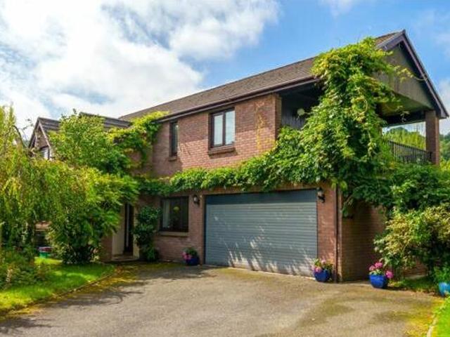 4 Bedroom Detached House For Sale In Pwllgloyw, Brecon
