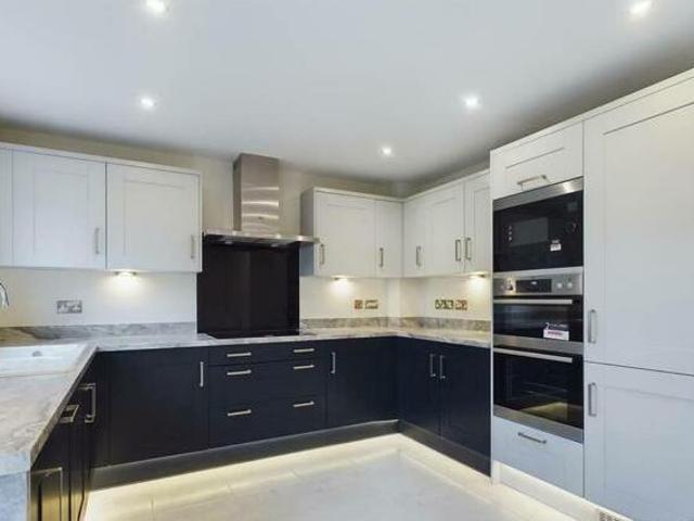 4 Bedroom Detached House For Sale In Quarrington