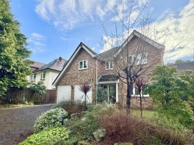 4 bedroom detached house for sale in Queens Park Avenue, Queens Park, Bournemouth, BH8