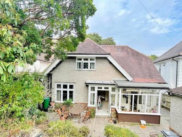 4 bedroom detached house for sale in Queens Park BH8