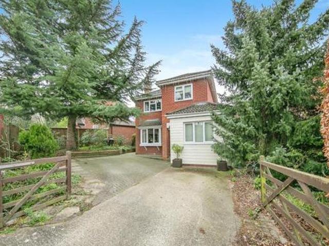 4 Bedroom Detached House For Sale In Rowhedge