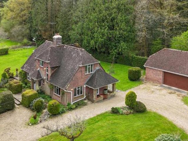 4 Bedroom Detached House For Sale In Rowledge, Farnham