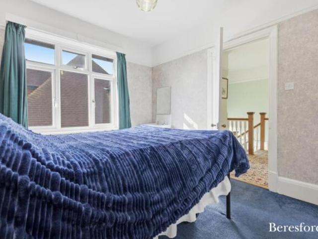 4 bedroom detached house for sale in Roxwell Road, Chelmsford, CM1
