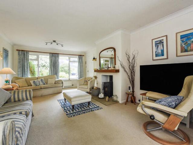 4 bedroom detached house for sale in Rozelle Close, Littleton, SO22