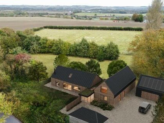 4 Bedroom Detached House For Sale In Roman Road, Aldington