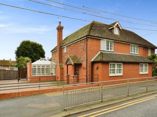 4 Bedroom Detached House For Sale In Romney Marsh