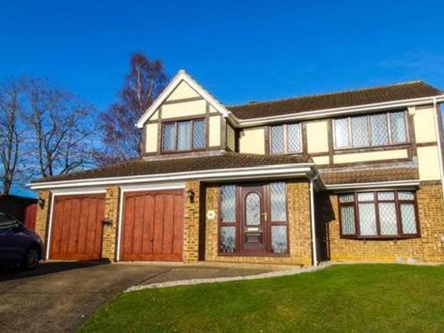 4 bedroom detached house for sale in Romney Court Eaton Ford PE19
