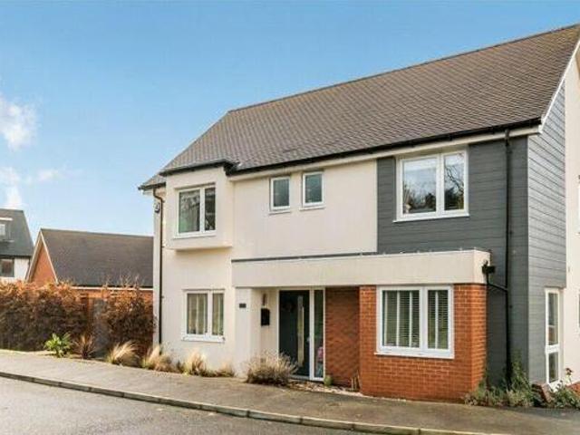 4 Bedroom Detached House For Sale In Romsey