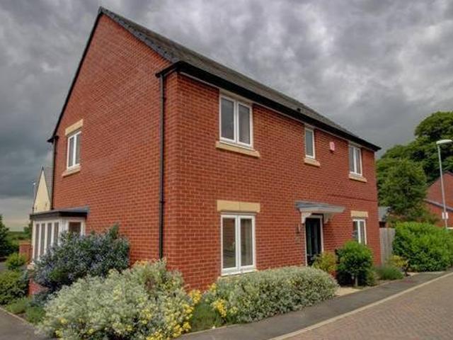 4 bedroom detached house for sale in Rookery Close Sapcote LE9