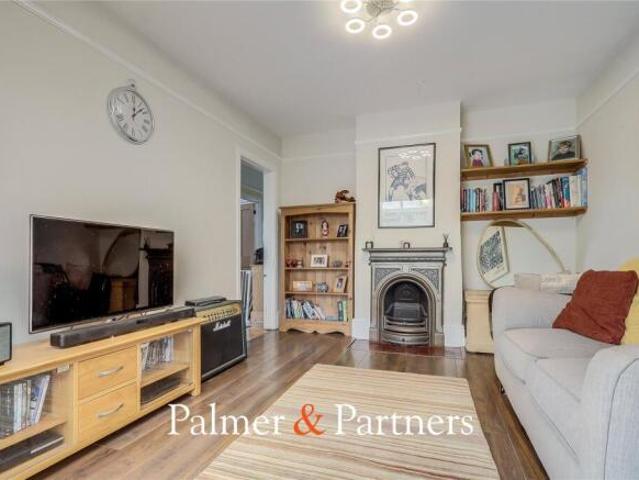 4 bedroom detached house for sale in Rosebery Road, Old Moulsham, Chelmsford, Essex, CM2