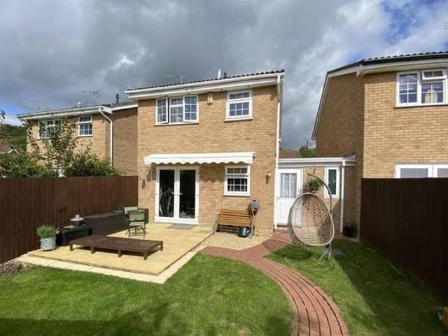 4 bedroom detached house for sale in Rosedale Avenue Stonehouse GL10
