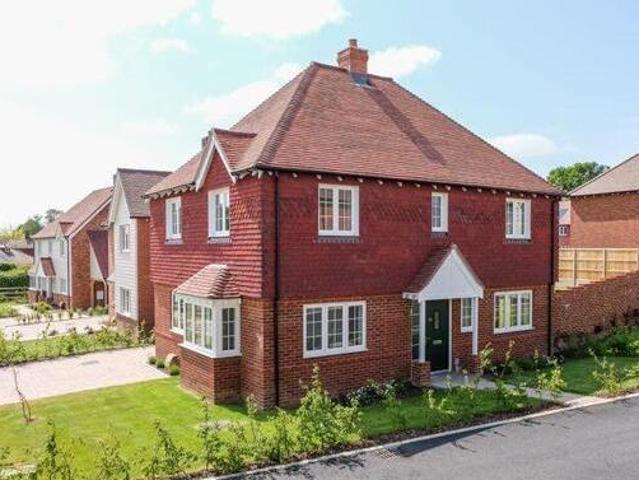 4 Bedroom Detached House For Sale In Rosewood Place, Maidstone Road