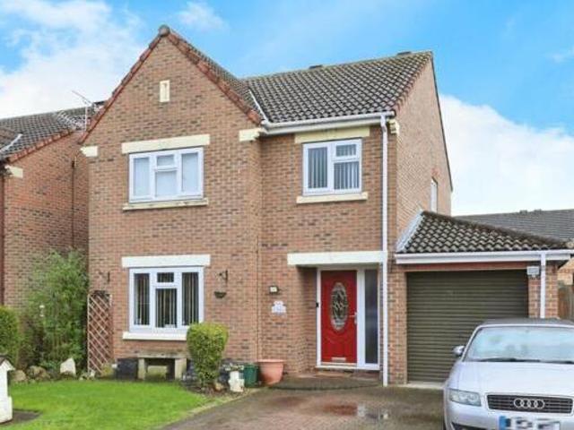 4 Bedroom Detached House For Sale In Rossington, Doncaster
