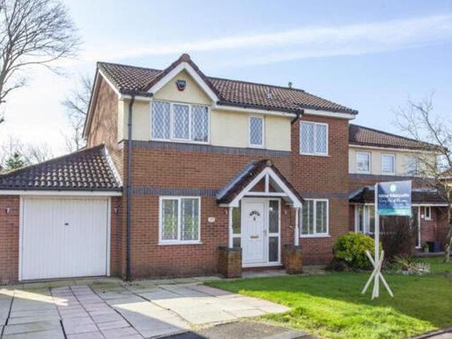 4 Bedroom Detached House For Sale In Radcliffe, Manchester