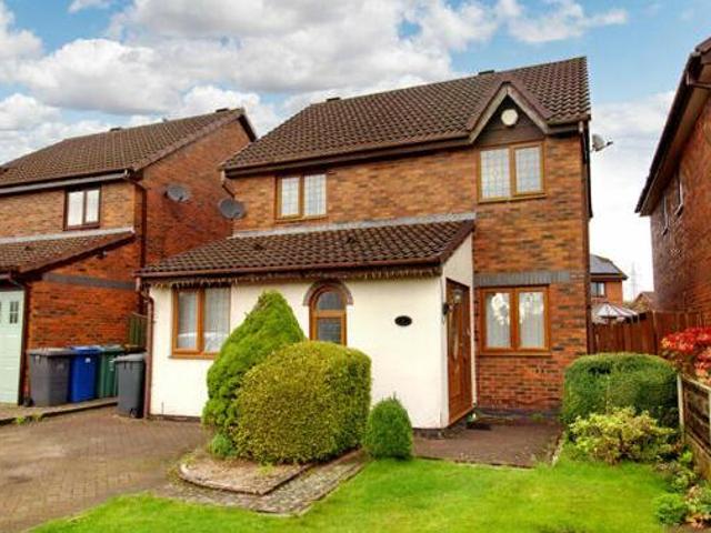 4 Bedroom Detached House For Sale In Radcliffe, Manchester