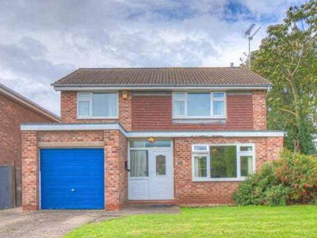 4 Bedroom Detached House For Sale In Radcliffe on trent