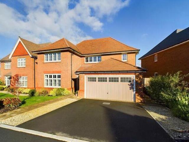 4 Bedroom Detached House For Sale In Radyr, Cardiff